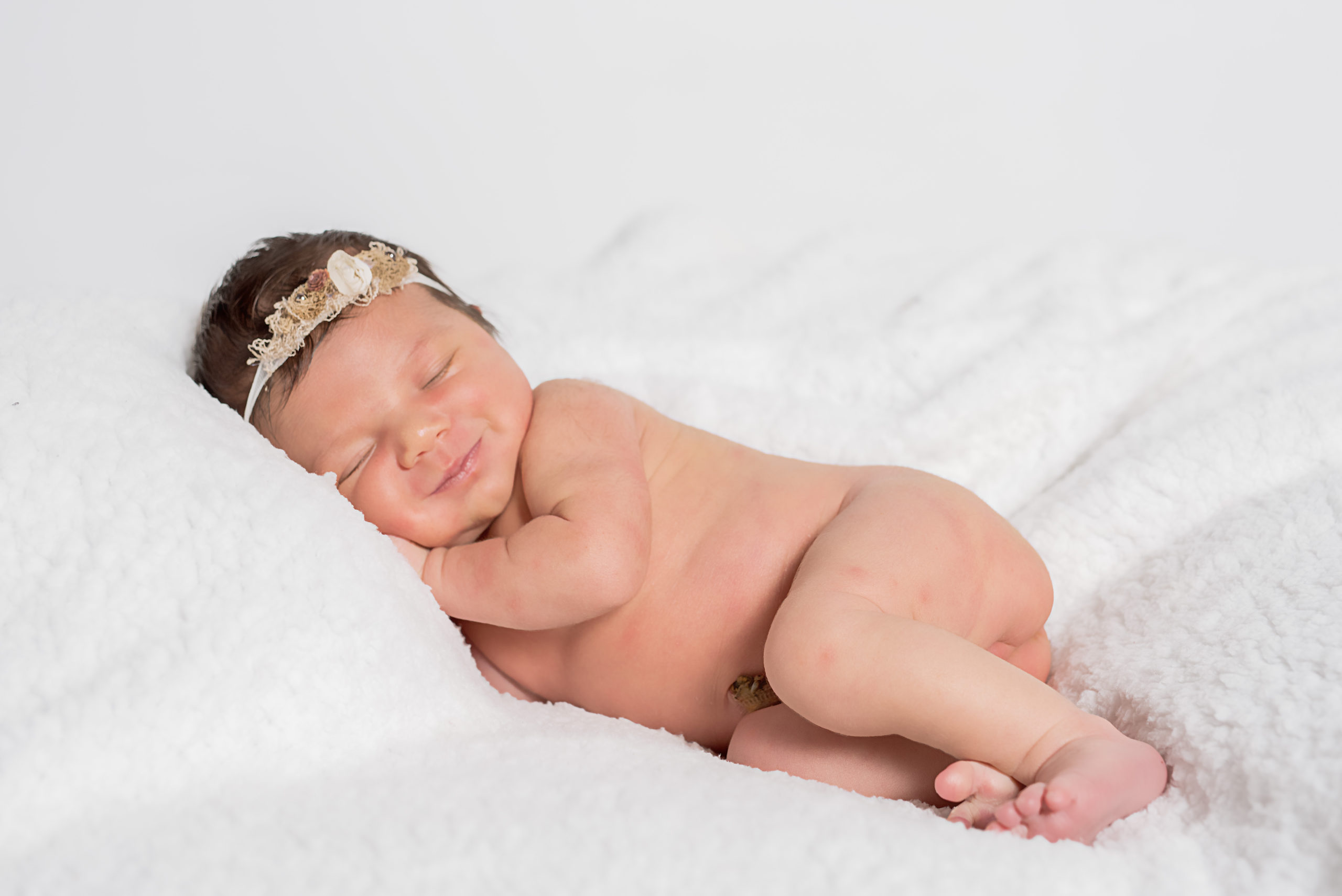 Five Simple Newborn Portrait Poses - Steven Cotton Photography