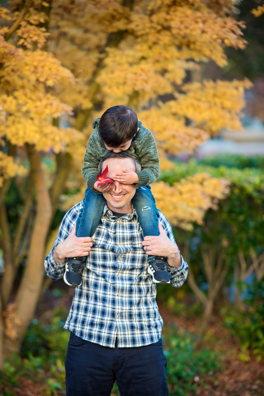 How To Make Family Portraits Fun For Kids - Steven Cotton Photography