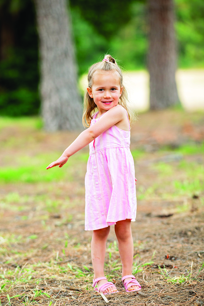 Four Family Portrait Poses That Kids Love - Steven Cotton Photography