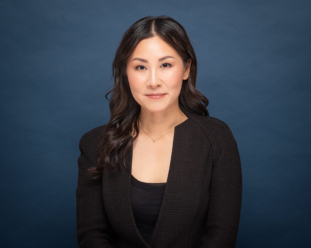 How To Show Warmth Without Smiling In Headshots - Steven Cotton Photography